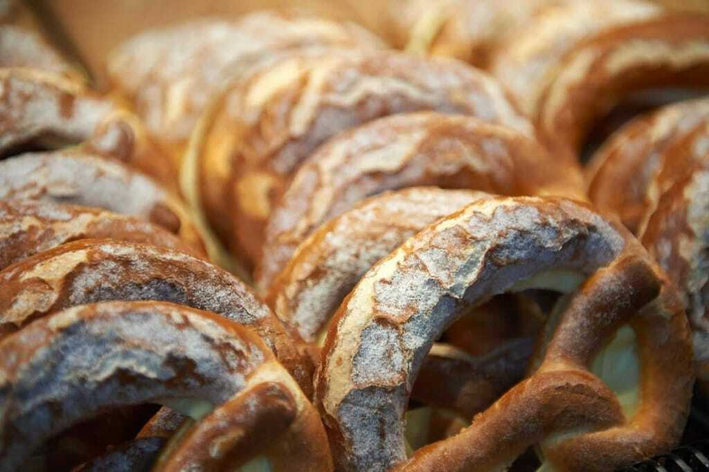 Deutschlands erster "Brezen-Drive-in" - dhz.net