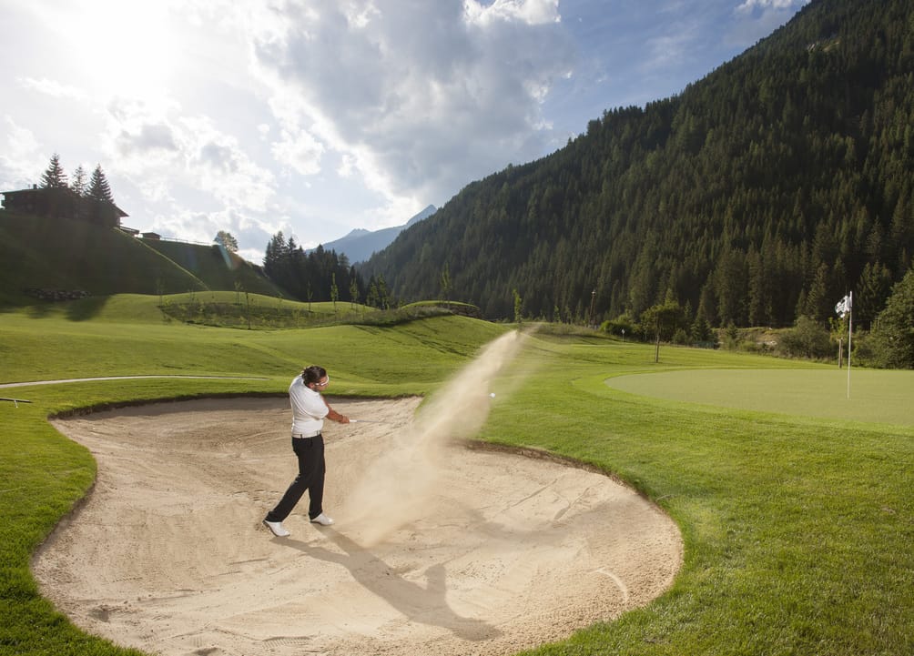 Golfen in den Alpen - dhz.net