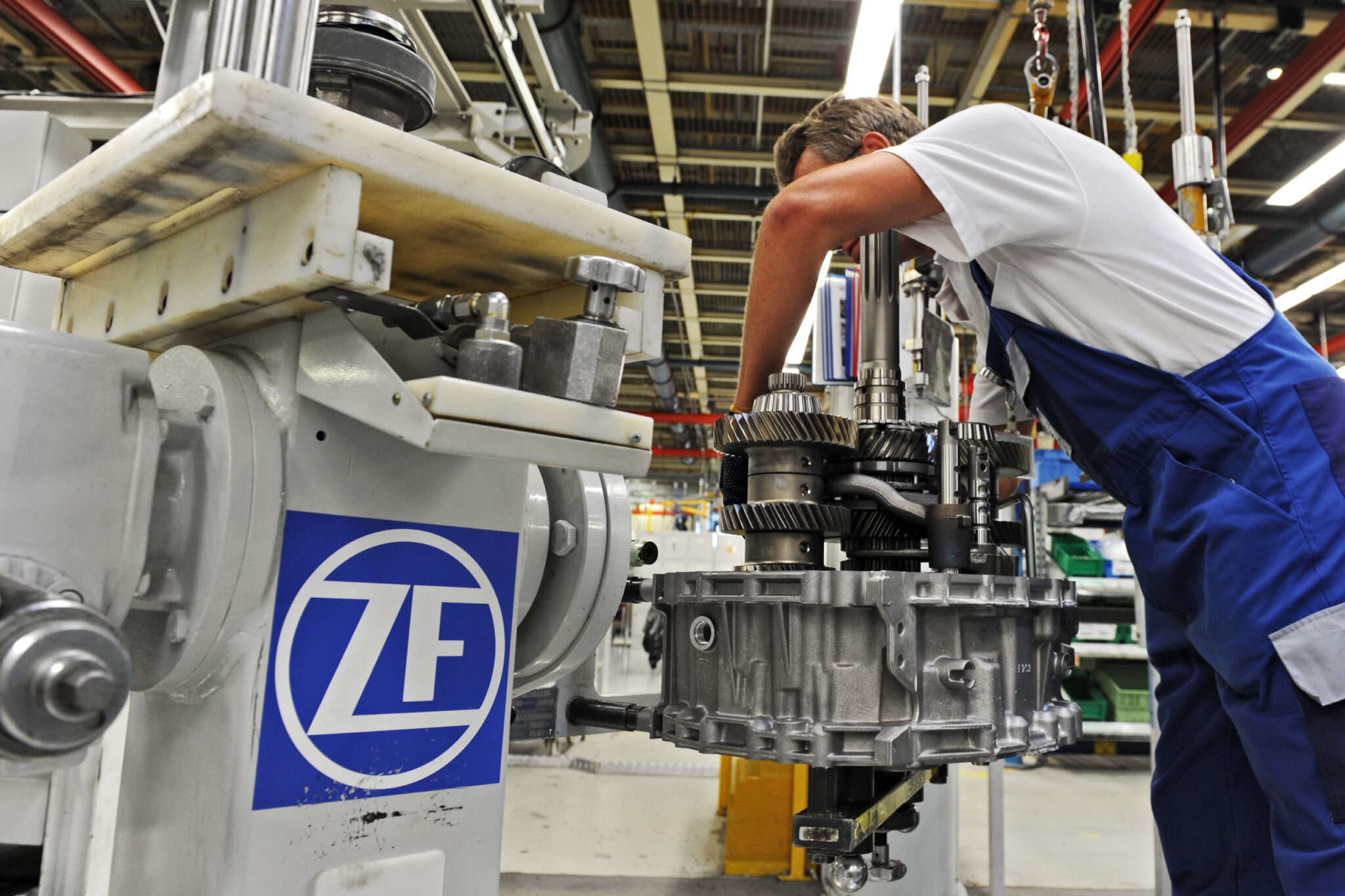 Zulieferer ZF erwartet Rekordumsatz - dhz.net