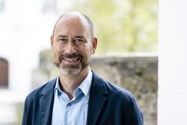 Krisenmüde: Von der Arbeit in die Depression - dhz.net