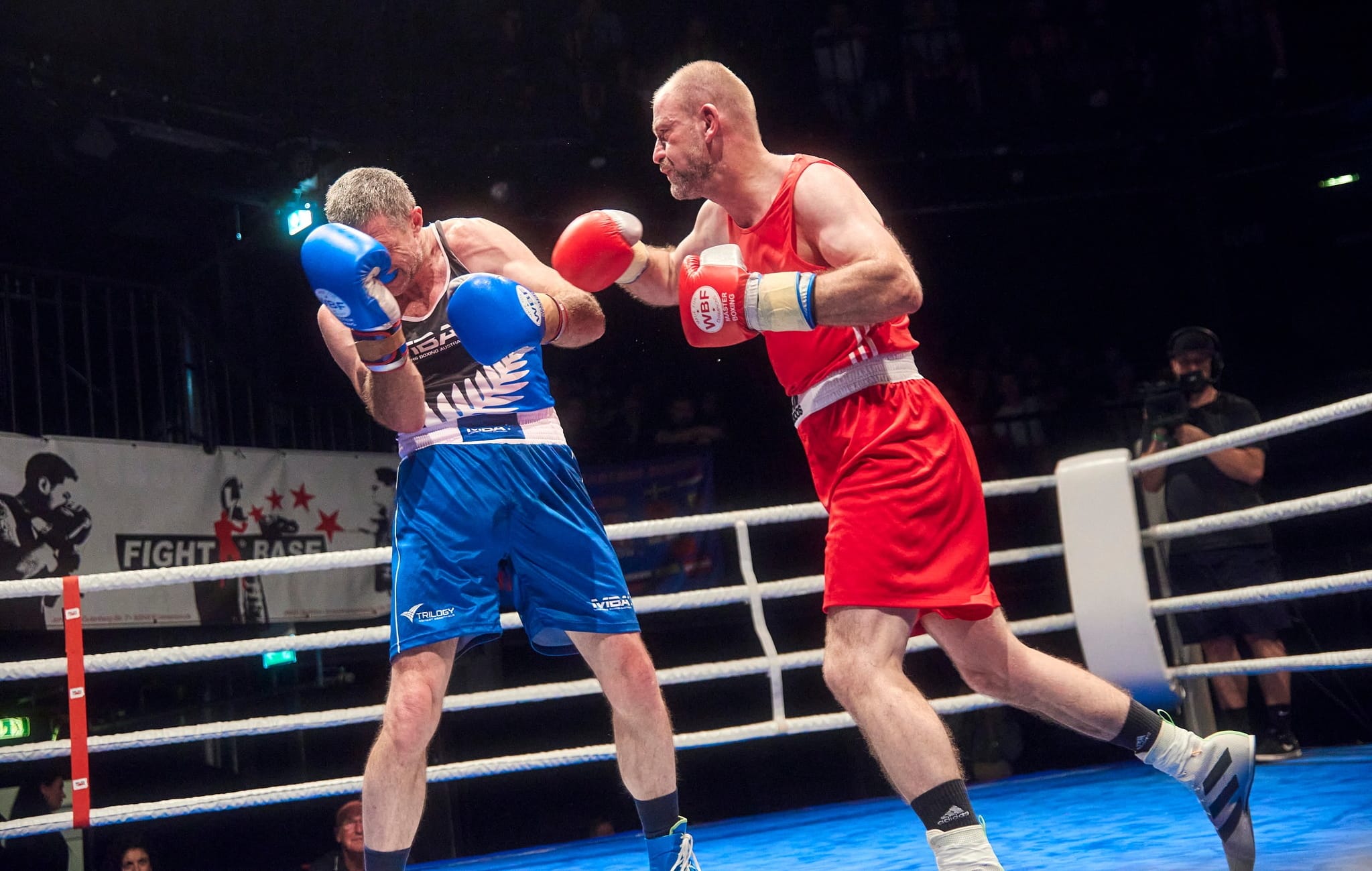 Boxen: Schornsteinfegermeister kämpft sich an die Weltspitze - dhz.net