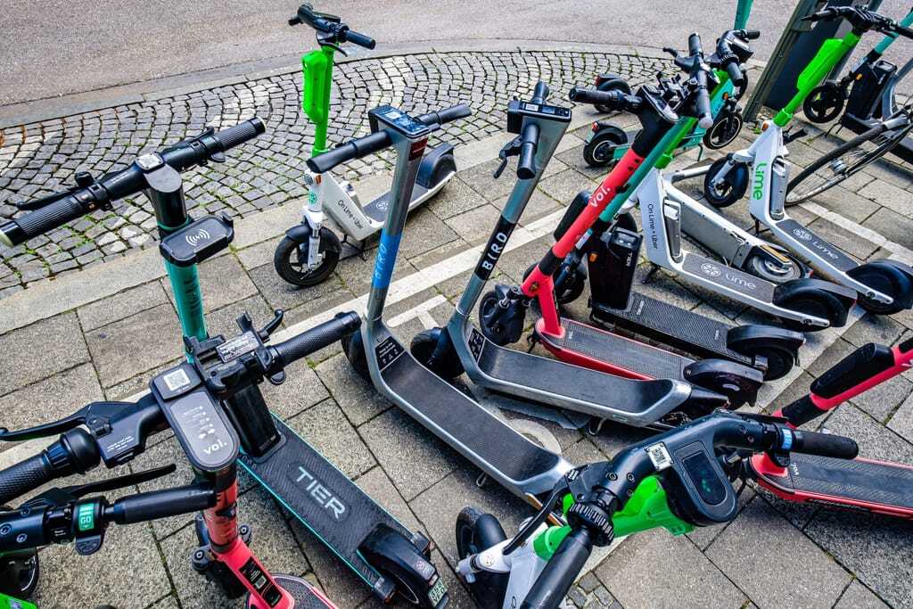 E-Scooter: Neue Regeln geplant - dhz.net