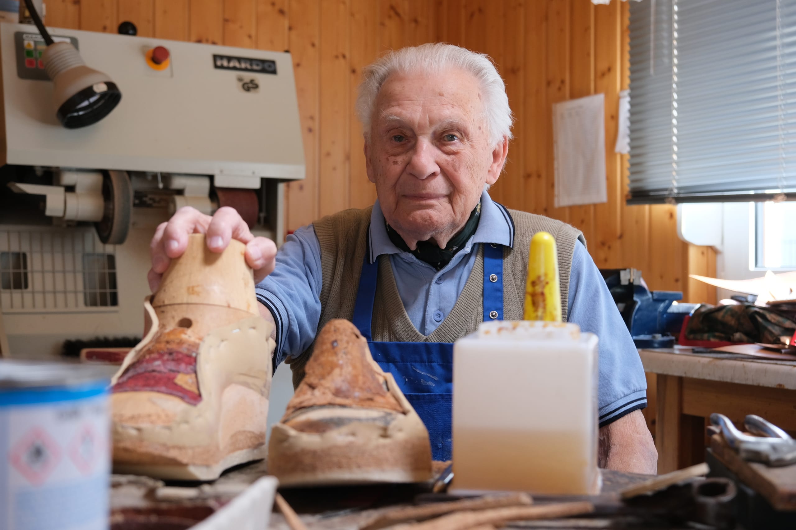 Mit 98 Jahren: Der Ruhestand muss warten - dhz.net