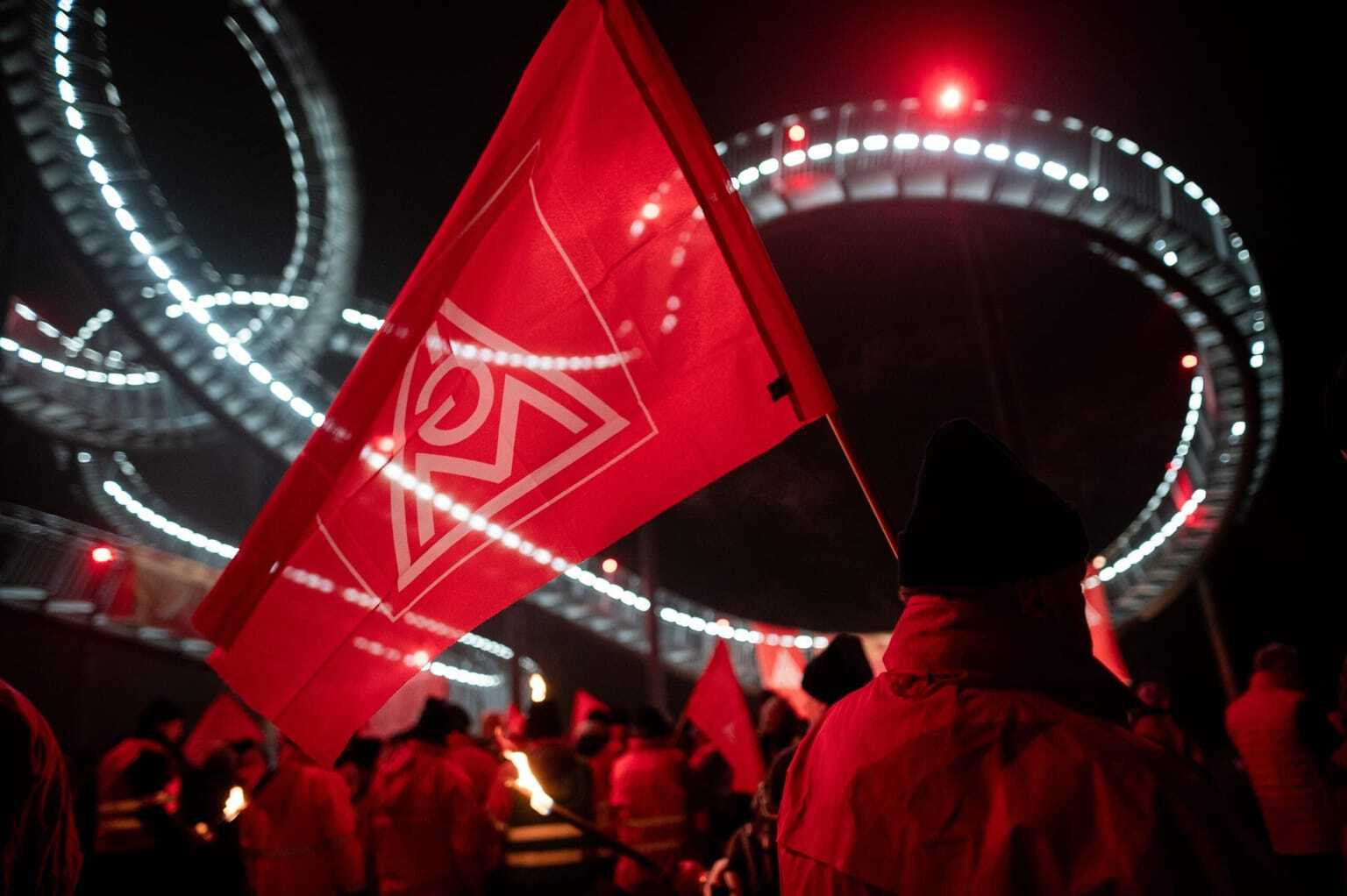 Streik: Müssen Beschäftigte sich bei der Arbeit abmelden? - dhz.net